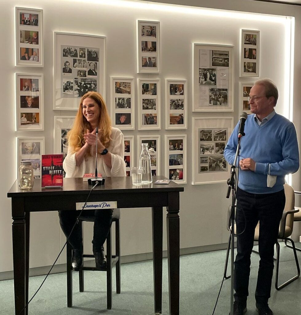 Unsere Lesung mit Ursula Poznanski am 03.11.2022 – Buchhandlung ...